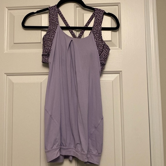 lululemon athletica | Tops | Lululemon Workout Top And Built In Bra ...